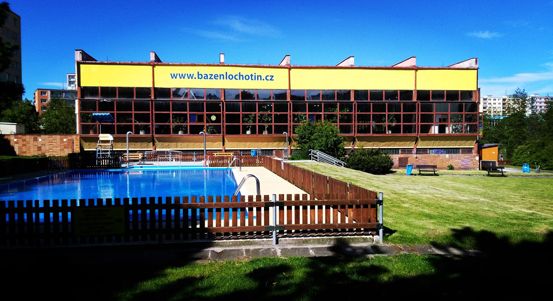 Venkovní bazén na Lochotíně zahájí sezonu 1. května : Plzeň - oficiální ...